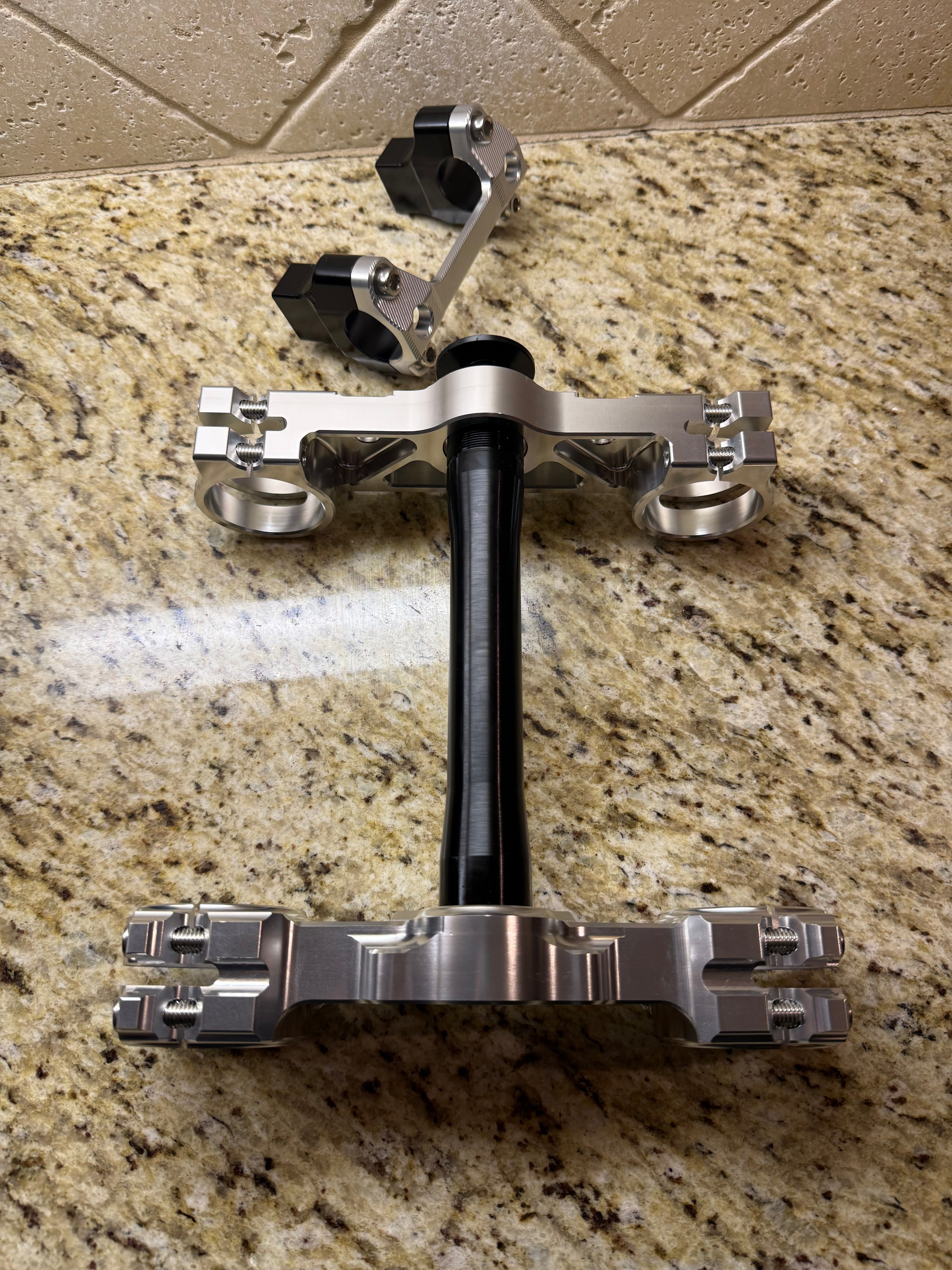 Ultra bee upgraded triple clamps – Surgeracingco